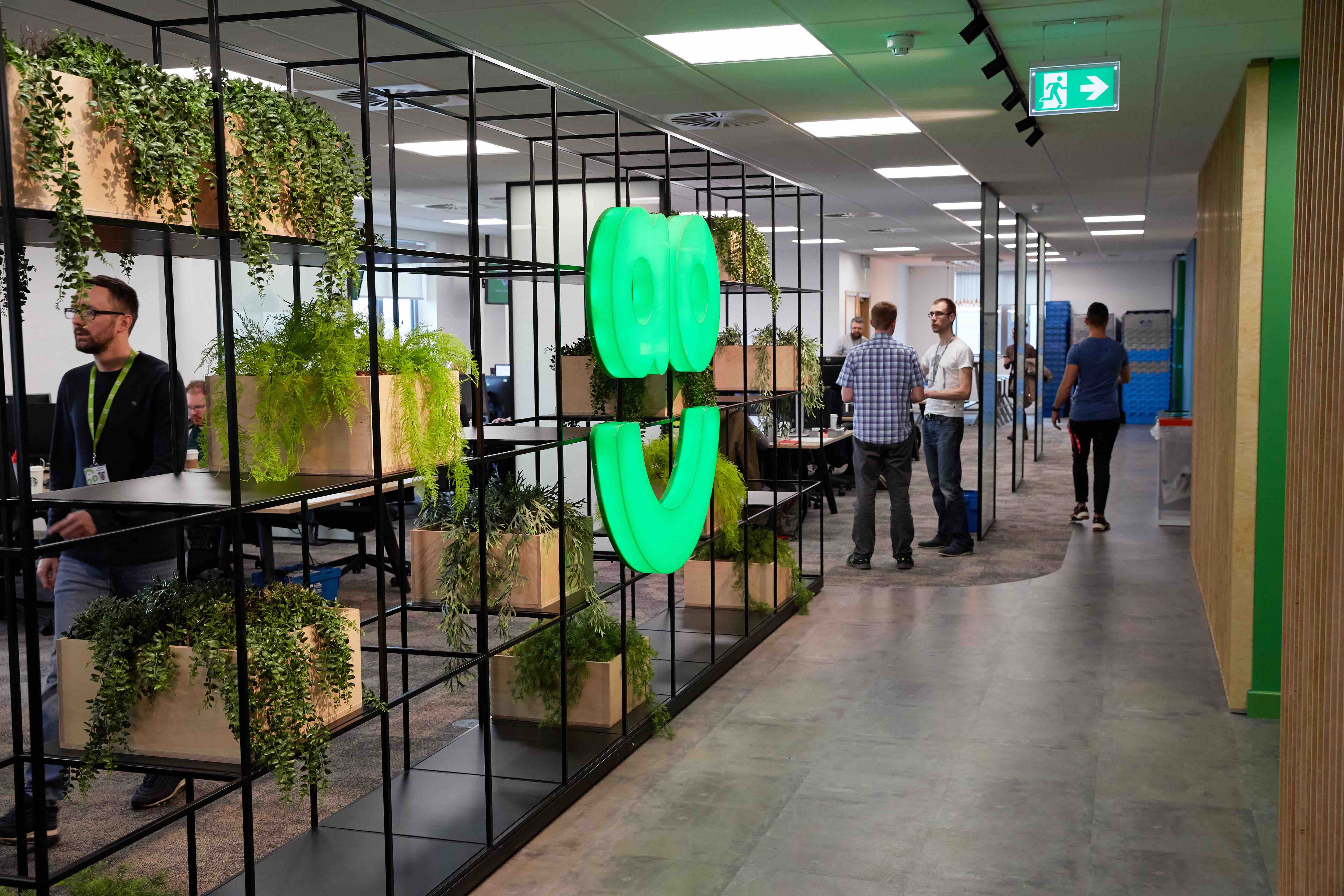 AO and L Marks launch global search for tech start-ups - AO World